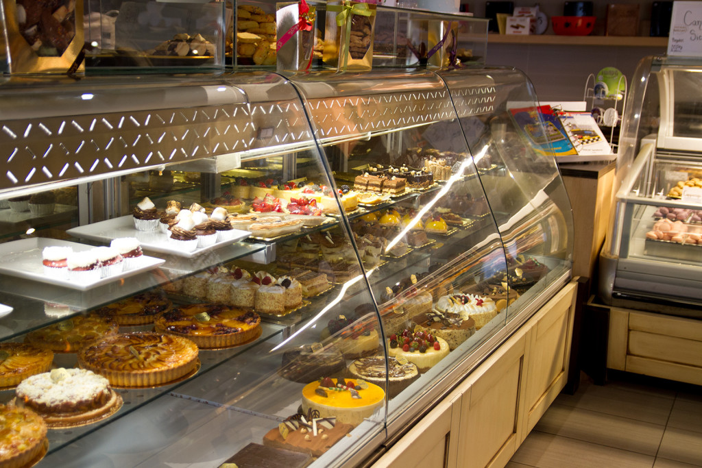 Dolci-piu-montreal-patisserie-bakery-cafe-bistro-catering - Patisserie ...